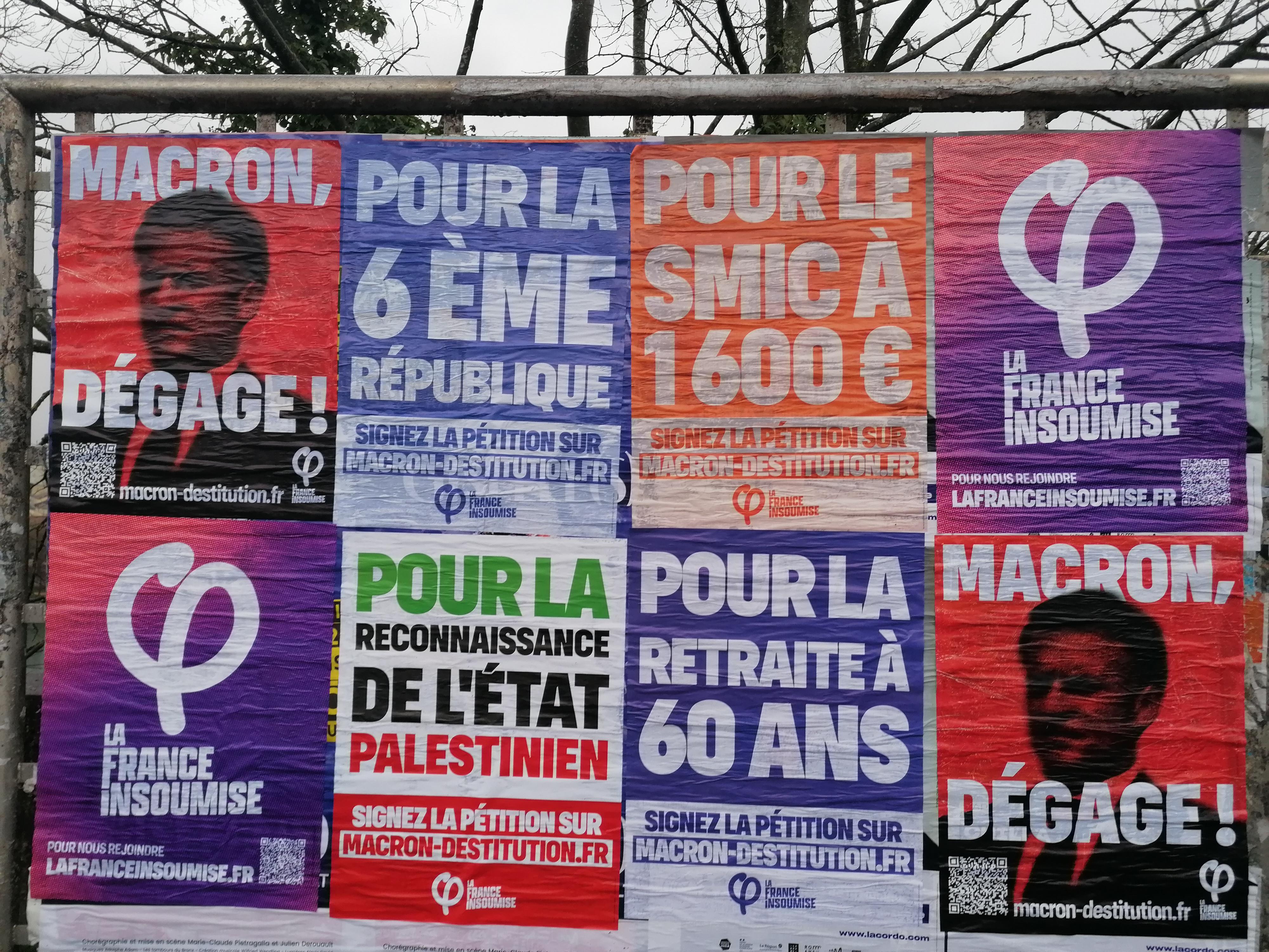 Collage d'affiches — Action Populaire