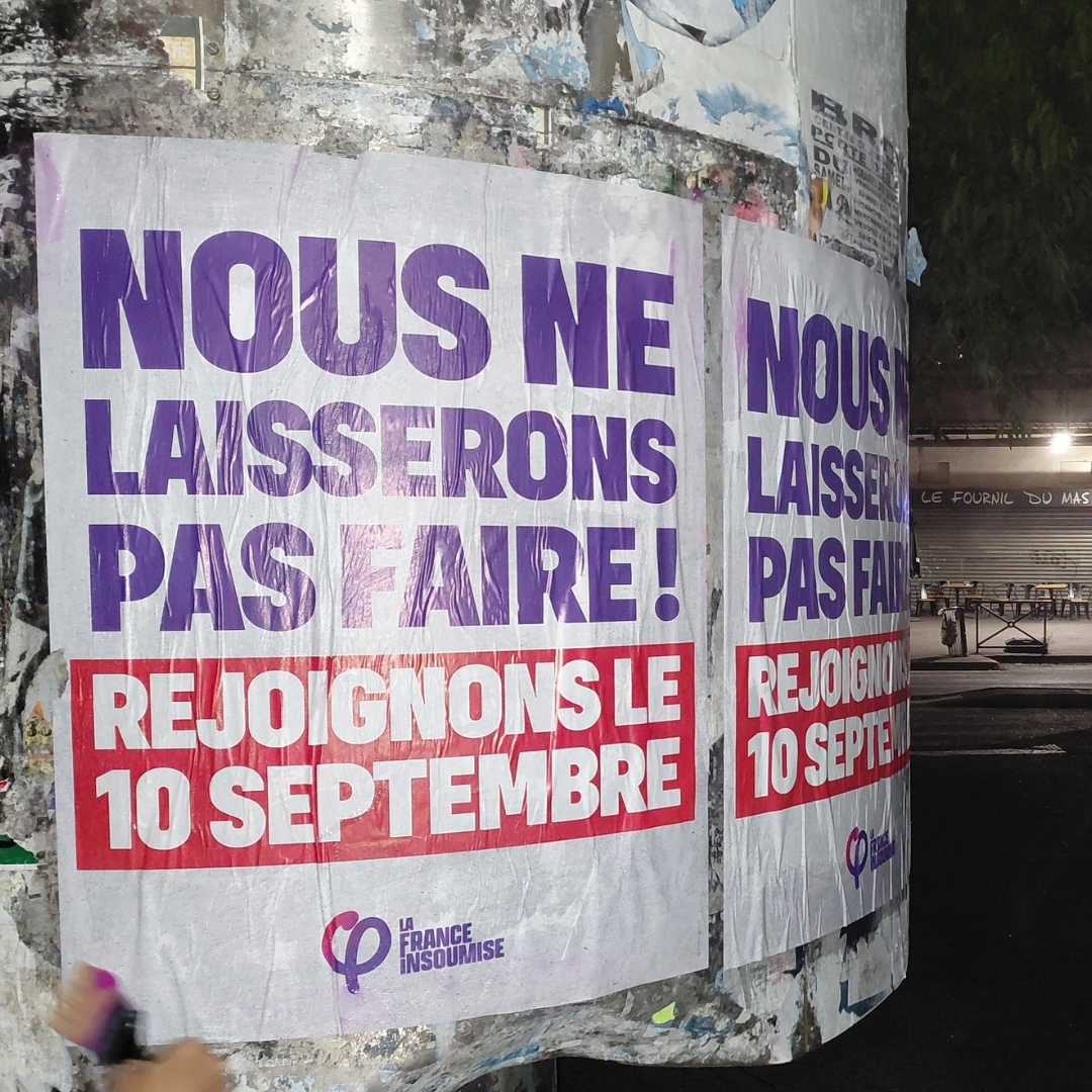 Collage d'affiches — Action Populaire